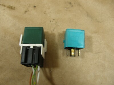 BMW Relays 488 & 690 from behind Clove Box E36 Series Convertibles ...