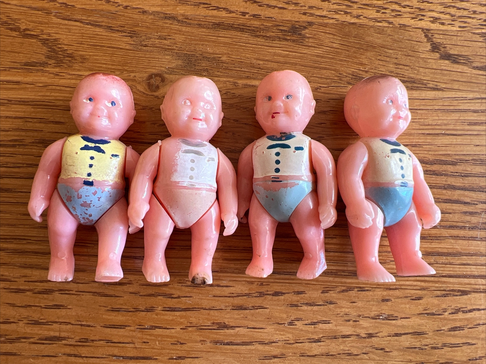 RENWAL Vintage (4) HARD PLASTIC DOLL BABIES 2” Tall Made USA “A QUARTET ...