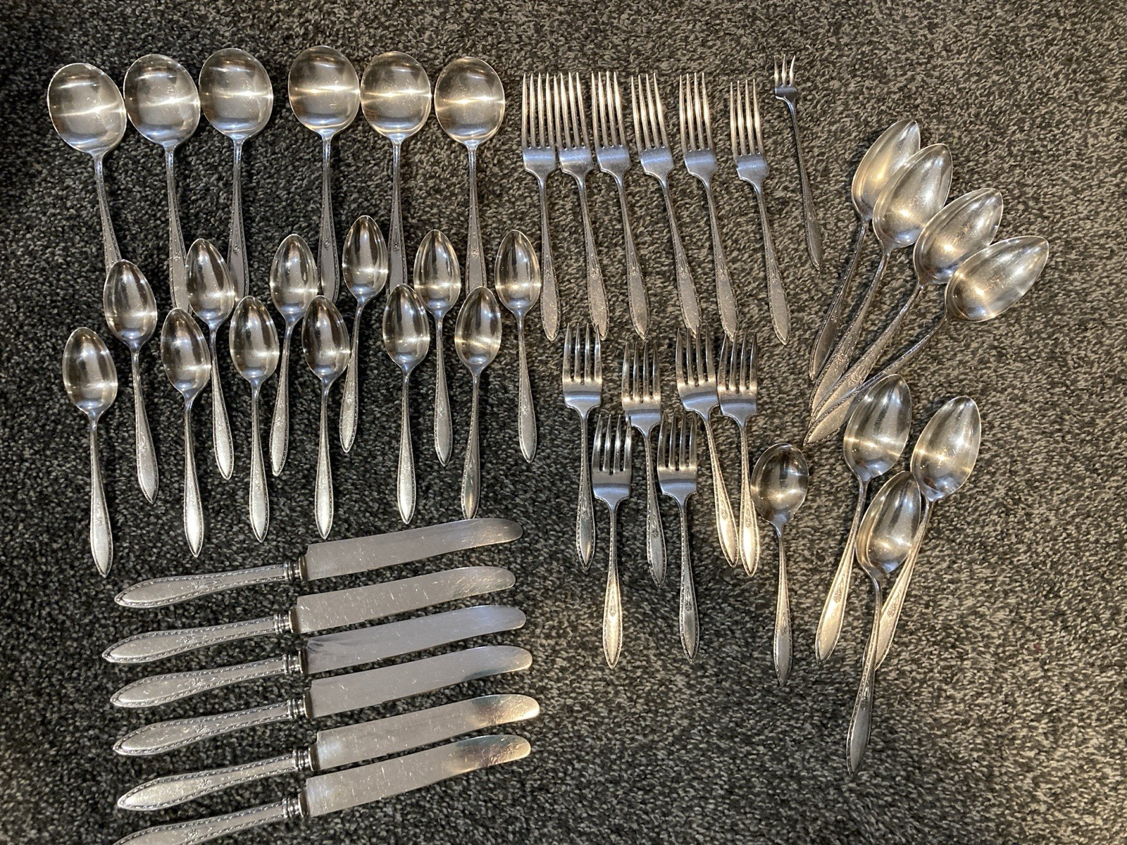 LADY WASHINGTON YOUREX 45 PIECES SILVER SEAL SILVERPLATE | eBay