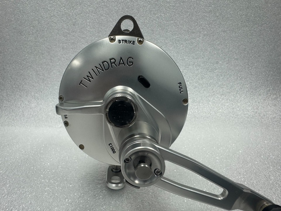 Accurate Valiant 2 1000 Big Game Off Shore NEW MODEL Blem VT2-1000-S ...