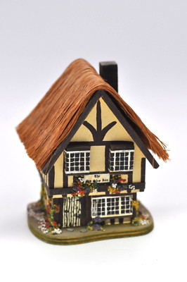 SMALL MODEL HOUSE WITH STRAW ROOF ABOUT 4 INCHES TALL | eBay