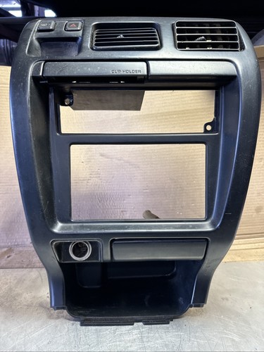 1998-2002 Toyota 4Runner Center Dash Radio Trim Bezel Air Vent Black ...