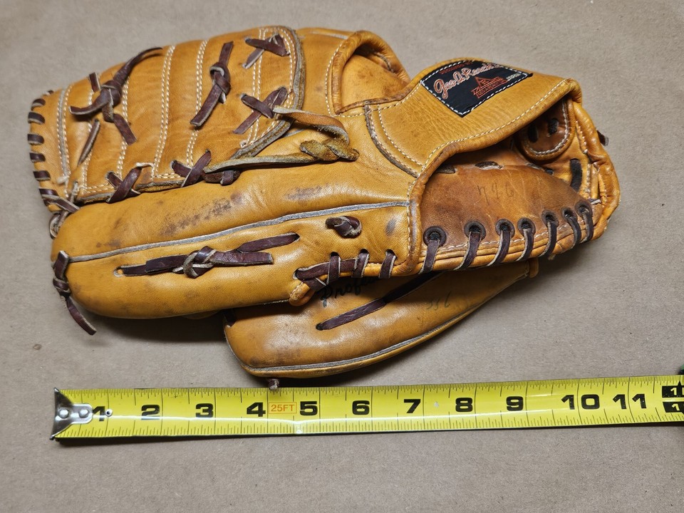Vintage Leather Baseball Mitt Glove Geo A Reach Co F61 Professional ...