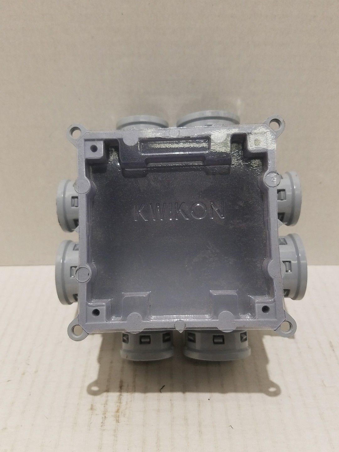 Scepter 089475 SSBH-15/20 Kwikon Square Slab Box With Molded Connector ...