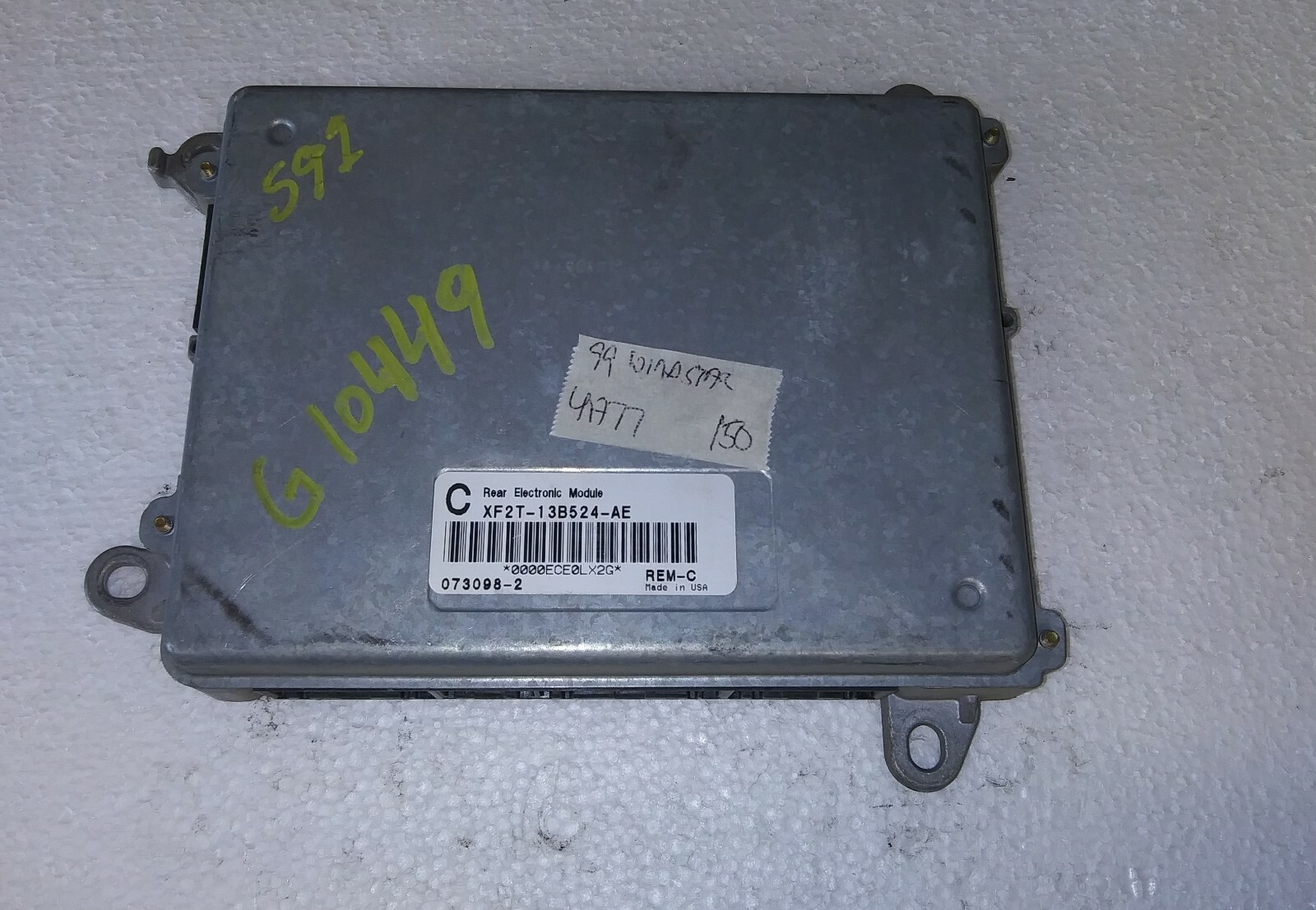 Pull off ECM XF 2 T 13 B 524 AE 1999 Ford Windstar Chassis Control ...