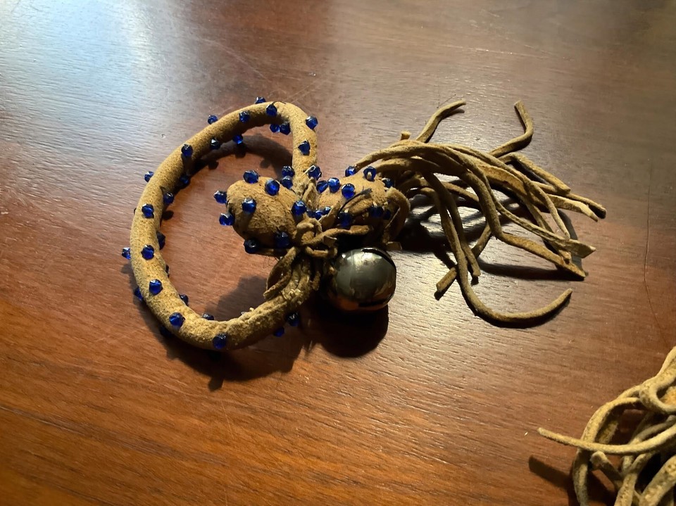 Native American-Northern Plains/Great Lakes-Beaded Leather Dance Bells ...