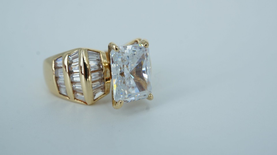 Beautiful Woman's 14k Gold Engagement Ring | eBay