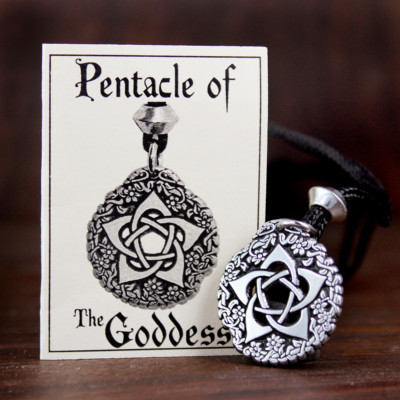 Small Pentacle of the Goddess Necklace Pentagram Wiccan Witch Pendant ...