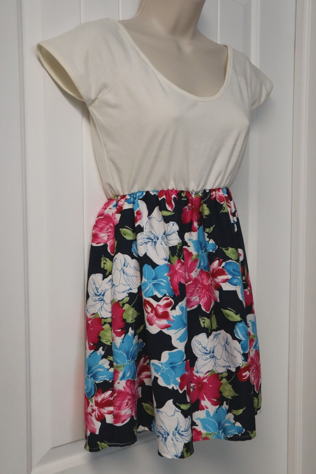 Womens short sleeve round neck floral print bottom mini dress size XS ...