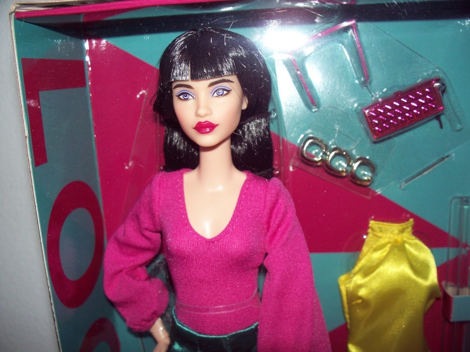 BARBIE LOOKS MODEL #19 DOLL MIX & MATCH LINA MADE TO MOVE TALL COA DOLL ...