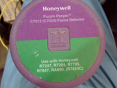 HONEYWELL C7012A-1160 FLAME DETECTOR used tested shutter is working ...