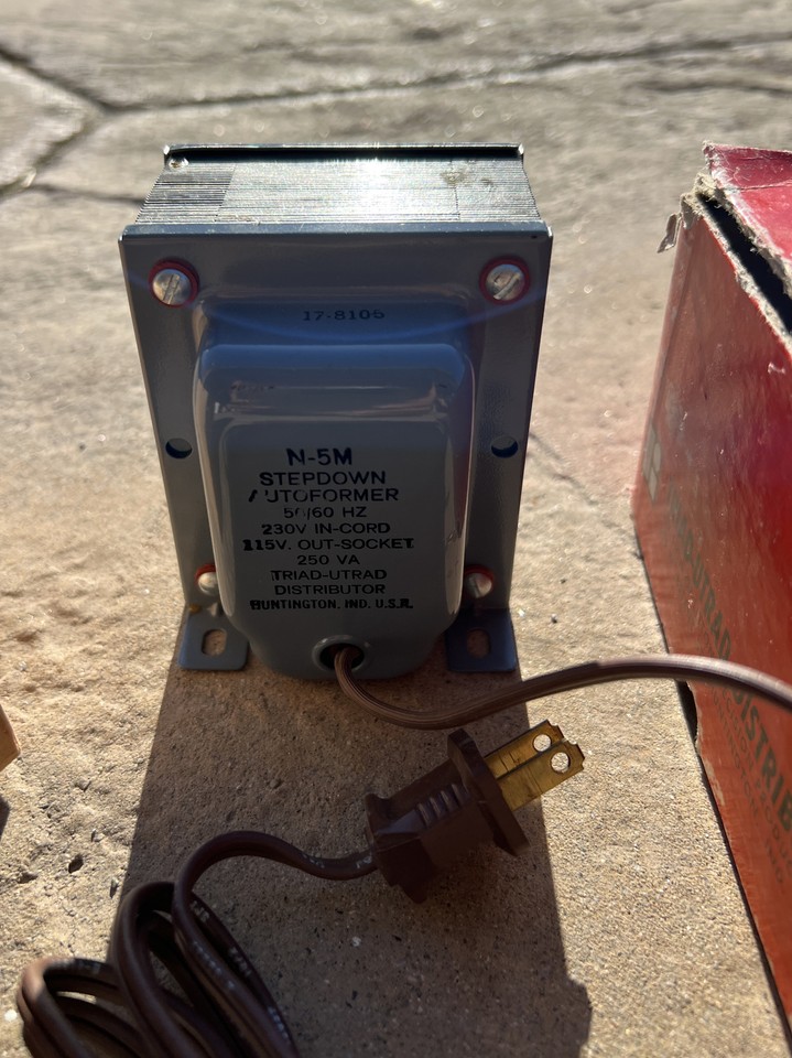 Triad N-5M, 230V 250VA Auto Transformer 6' Cord,115V Sec 2.17 RMS Amps ...