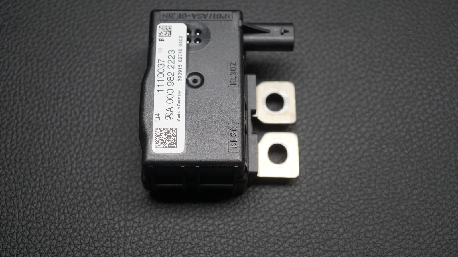 GENUINE MERCEDES BENZ FUSE BOX RELAY MODULE REGULATOR A0009822223 ...