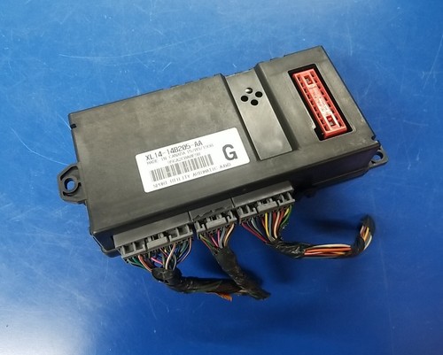 1999-2001 Ford Expedition Interior GEM Multifunction Module OEM. XL14 ...