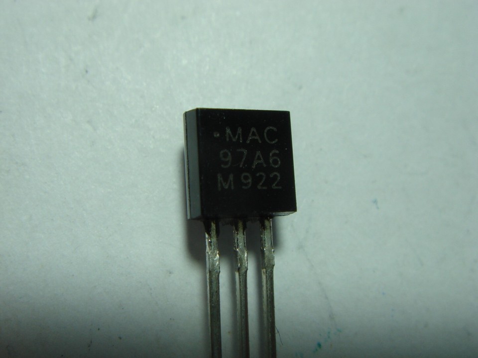 MAC97A6 Triac 0,6A 400V 0,1W TO92 #12-10A0 | eBay