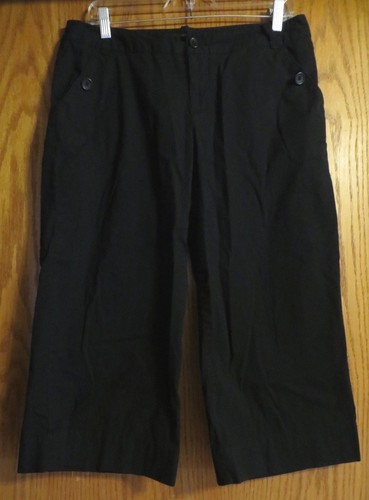 Mossimo Capris Womens Size 10 Lightweight Flat Front Cotton Black 32 ...