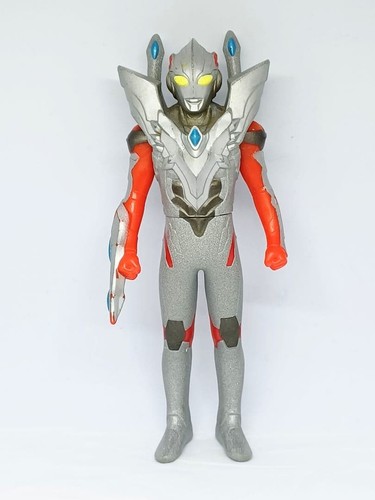 Live Signature Included Ultraman X 14cm Sofubi | eBay