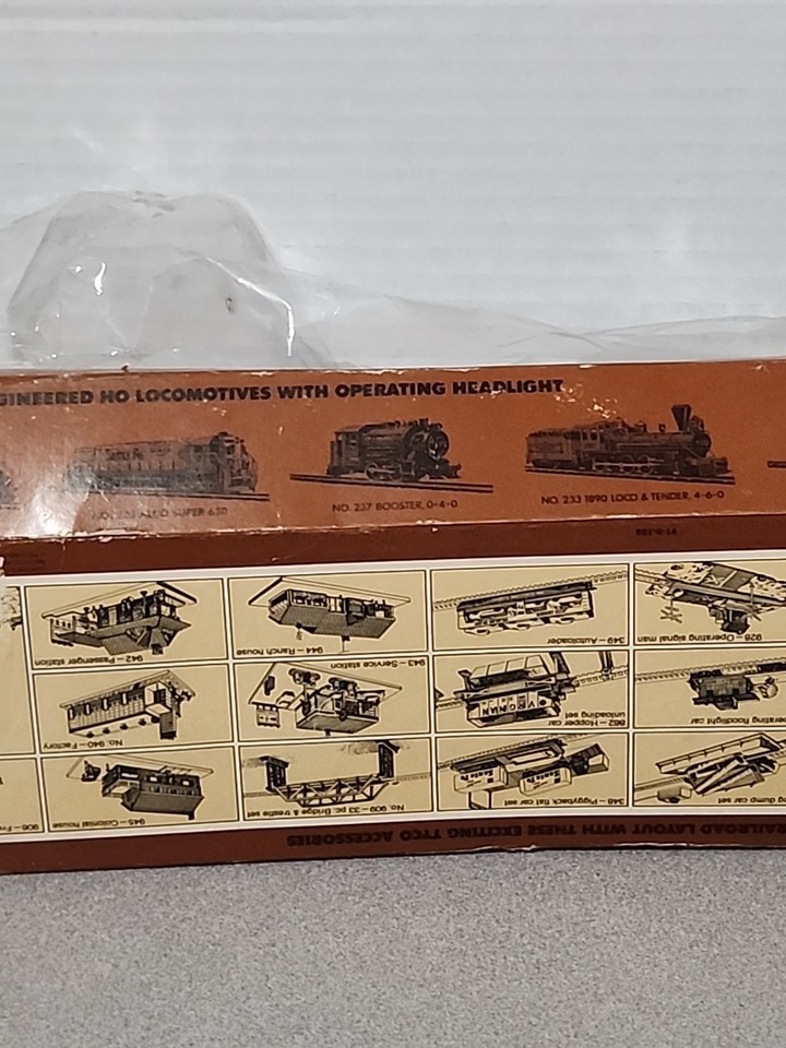 Tyco HO Santa FE 1102 Diesel Engine With Damaged Box ~ Multicolor | eBay