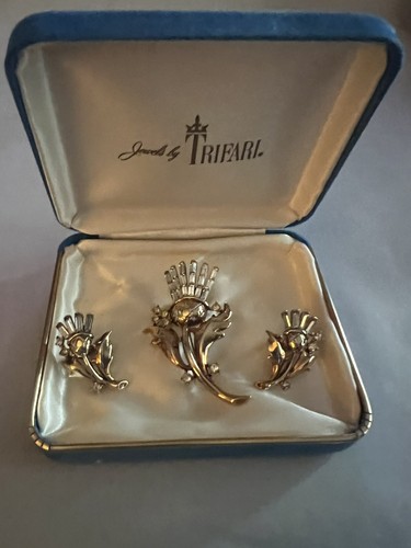 TRIFARI Crown “Thistle” pin and earrings circa 1960’s | eBay