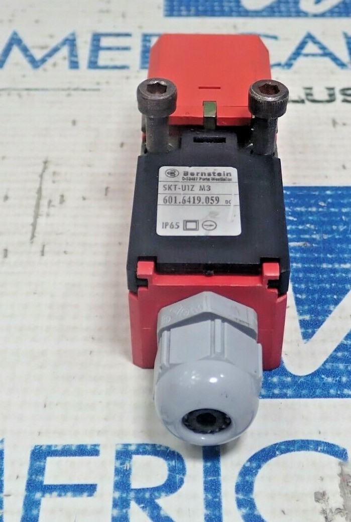 BERNSTEIN SKT-U1Z-M3 SAFETY INTERLOCK SWITCH 601.6419.059 | eBay