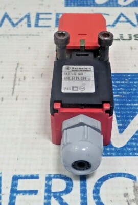 BERNSTEIN SKT-U1Z-M3 SAFETY INTERLOCK SWITCH 601.6419.059 | eBay