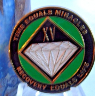 Narcotics Anonymous NA Green 15 Year Recovery Medallion Coin Chip Token ...