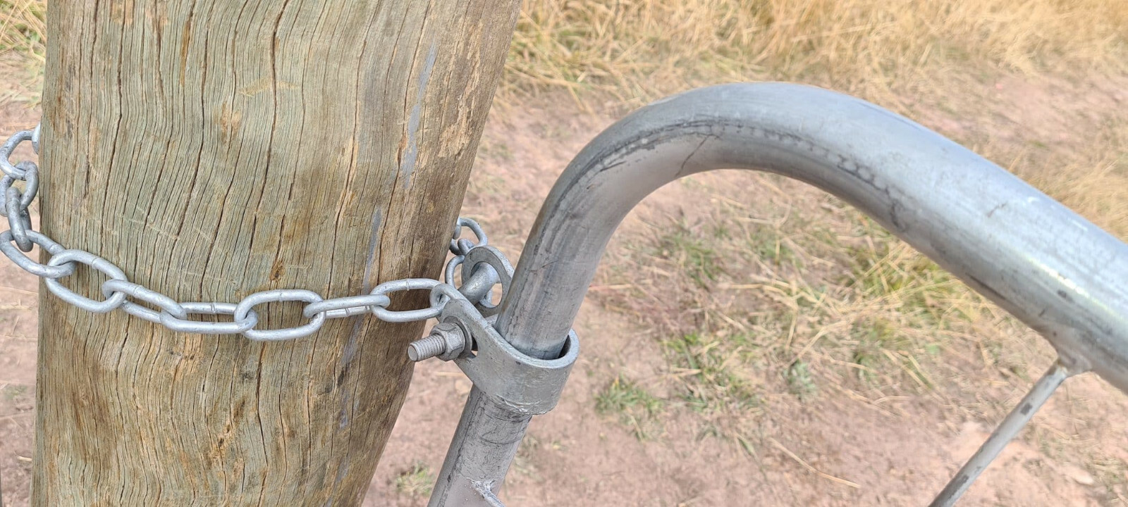 Farm Gate Bolt On Latch Kit - 700mm Chain Galvanised Rotech BCL700 ...