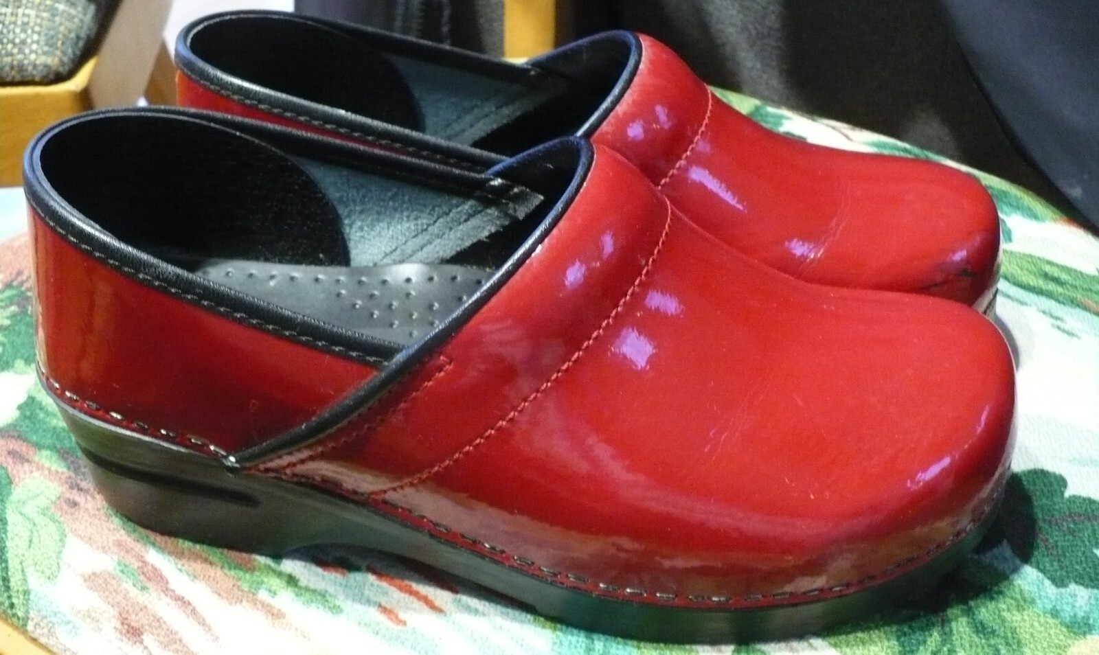 Sanita Red Patent Leather Clogs, Women's Size 9, 40EUR | eBay
