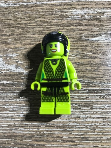 LEGO STAR WARS OOLA TWI'LEK Mini Figure 9516 JABBAS PALACE READ ...