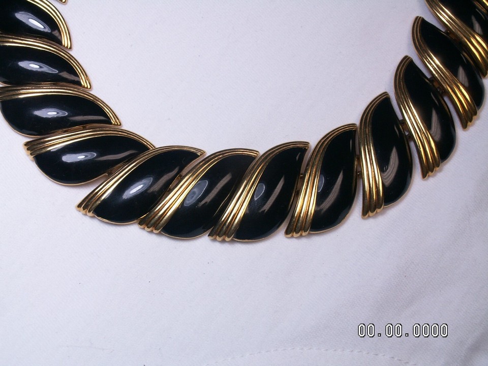 Vintage Napier Color Oro, Smalto Nero Cleopatra Collana Stile | eBay