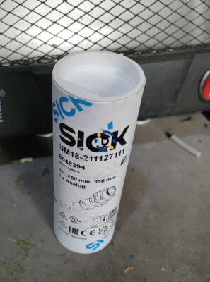 New SICK UM18-211127111 sensor | eBay