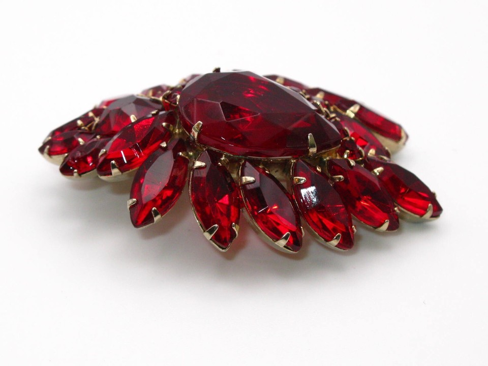VINTAGE LARGE RED RHINESTONE BROOCH BIG TEARDROP STONE PRONG SET ...
