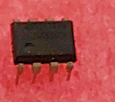 1PCS TLC555CP 2.1-MHz, 250-µA, Low-Power Timer DIP8 Texas Instruments ...