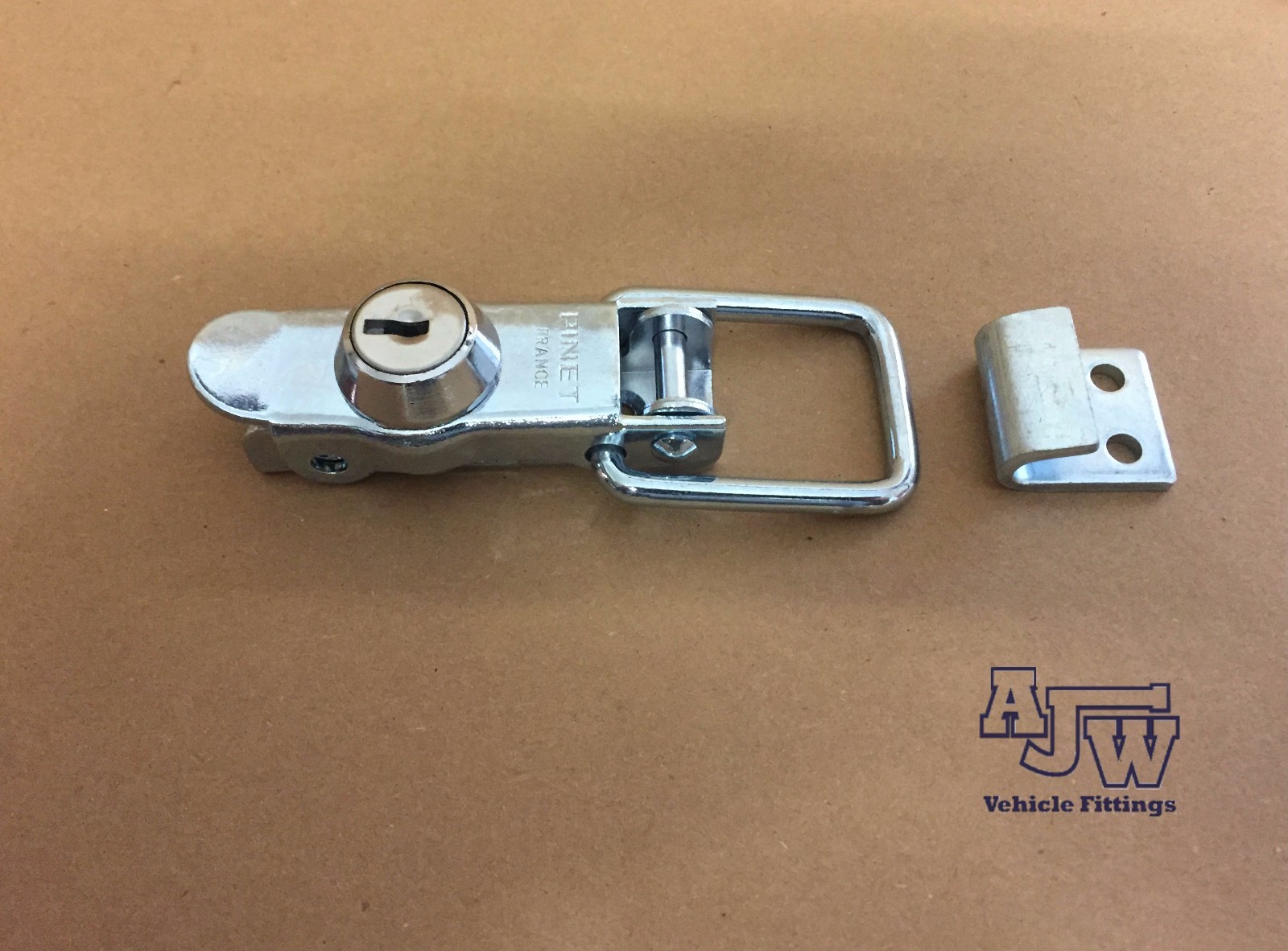 2 x Over Centre Lock Locking 106mm Catches Trailer Motorhome Horsebox ...