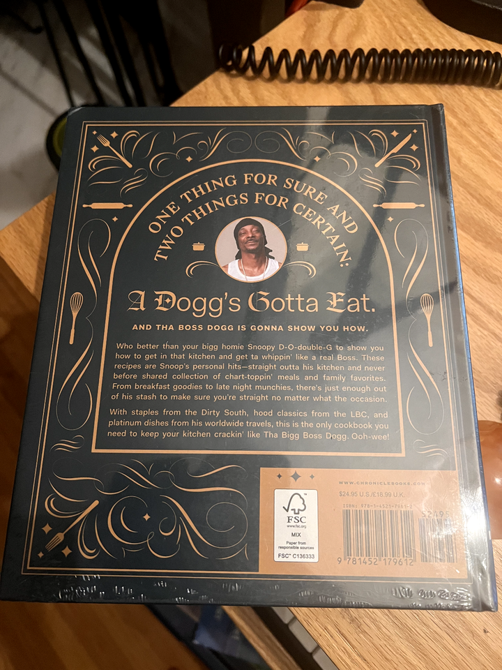 From Crook to Cook: Recipes from Tha Boss Dogg's Kitchen (Snoop Dogg ...
