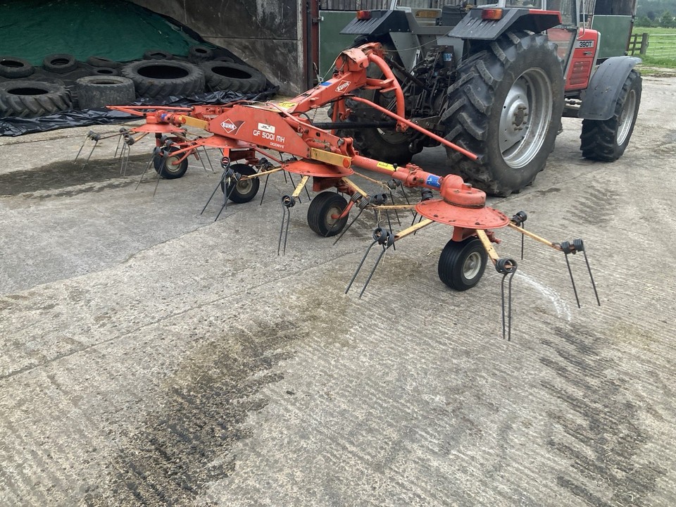 Kuhn Tedder 3 Point Linkage Hay Turner,8 Rotar, Hydaulic Folding ...