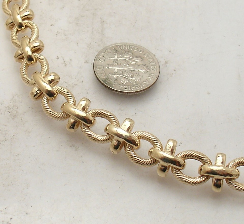 18" Technibond Textured Oval XOXO Chain Necklace 14K Yellow Gold Plated ...