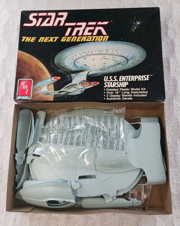 AMT ERTL Star Trek The Next Generation USS Enterprise Kit Model #6619 ...