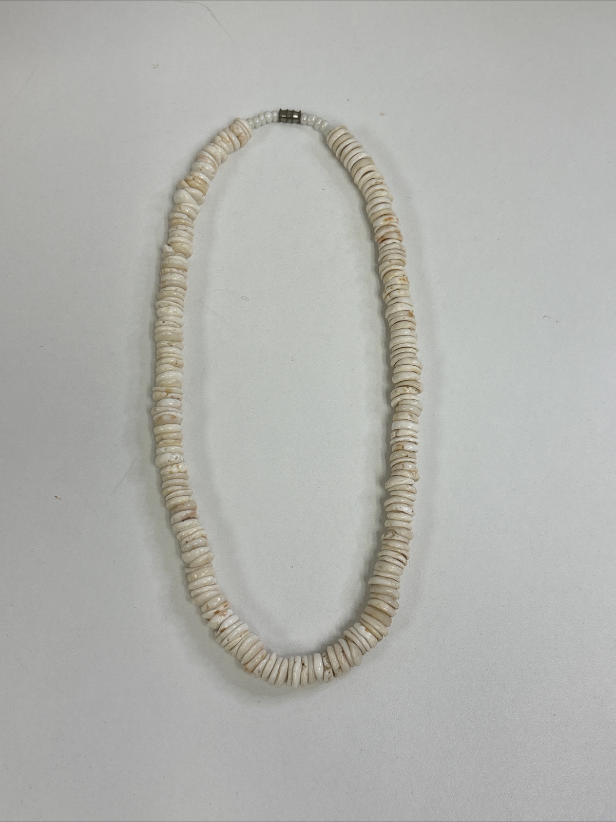 Vintage 1970s Puka Shell Necklace With Barrel Clasp - Gem