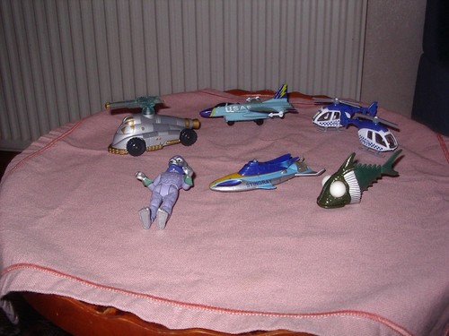 VINTAGE MATCHBOX STINGRAY TERROR FISH SUBMARINE TITAN FIGURE FOR SPARES ...