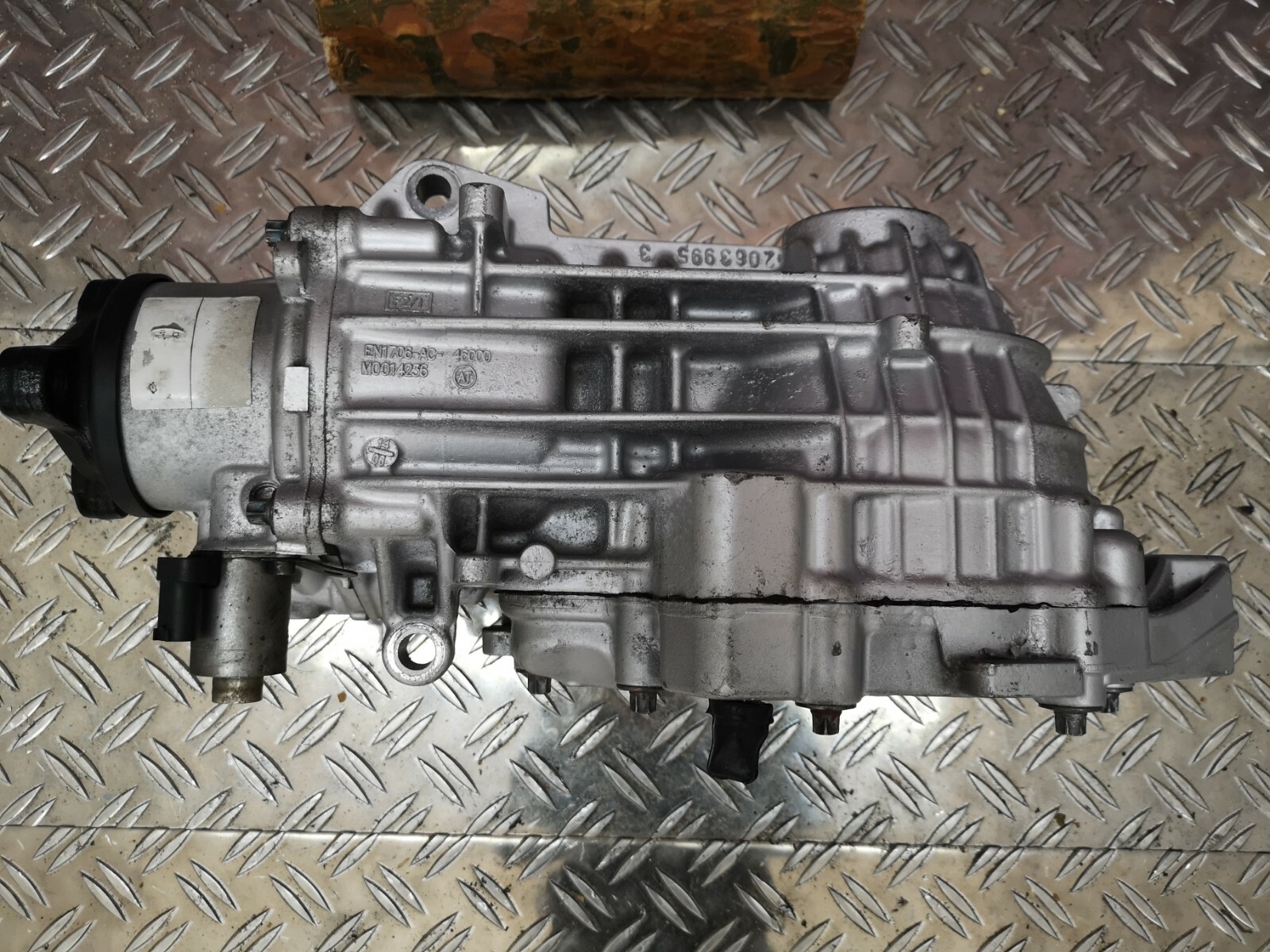 Mercedes-Benz Differential überholt 4-Matik A2463507701 ...