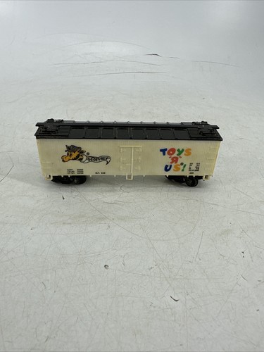 Life-Like HO Scale Toys R Us Geoffrey Giraffe Box Car Train | eBay