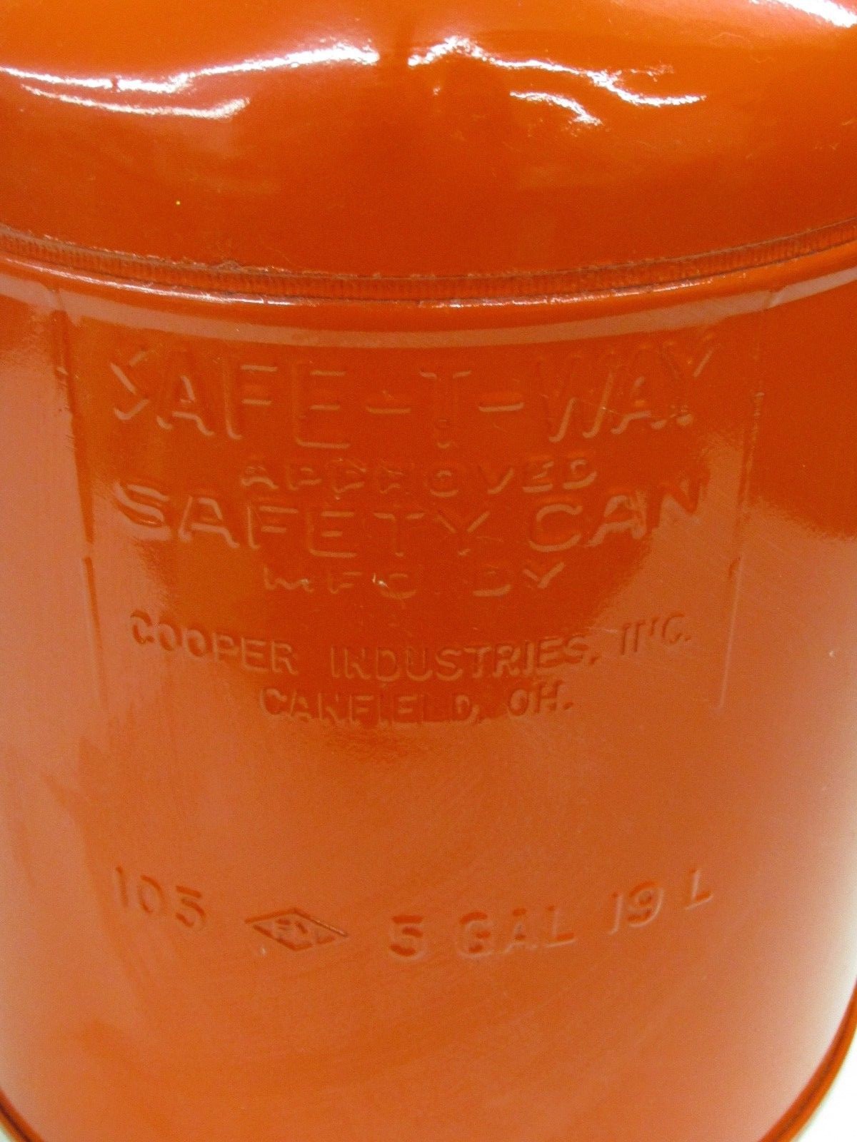 NOS! SAFEWAY PRODUCTS SAFE-T-WAY 5-Gallon SAFETY GAS CAN, No. 105 | eBay