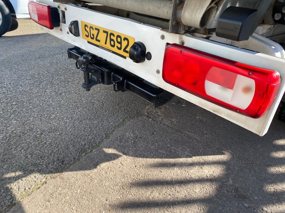 VW CRAFTER CR35 LWB TIPPER 2020 (70) 3 SEAT 140BHP TOOL STORAGE ...
