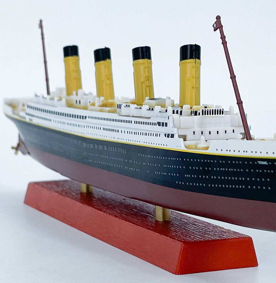 1:1250 Scale Alloy Diecast Cruise Ship Model RMS TITANIC HMT OLYMPIC ...