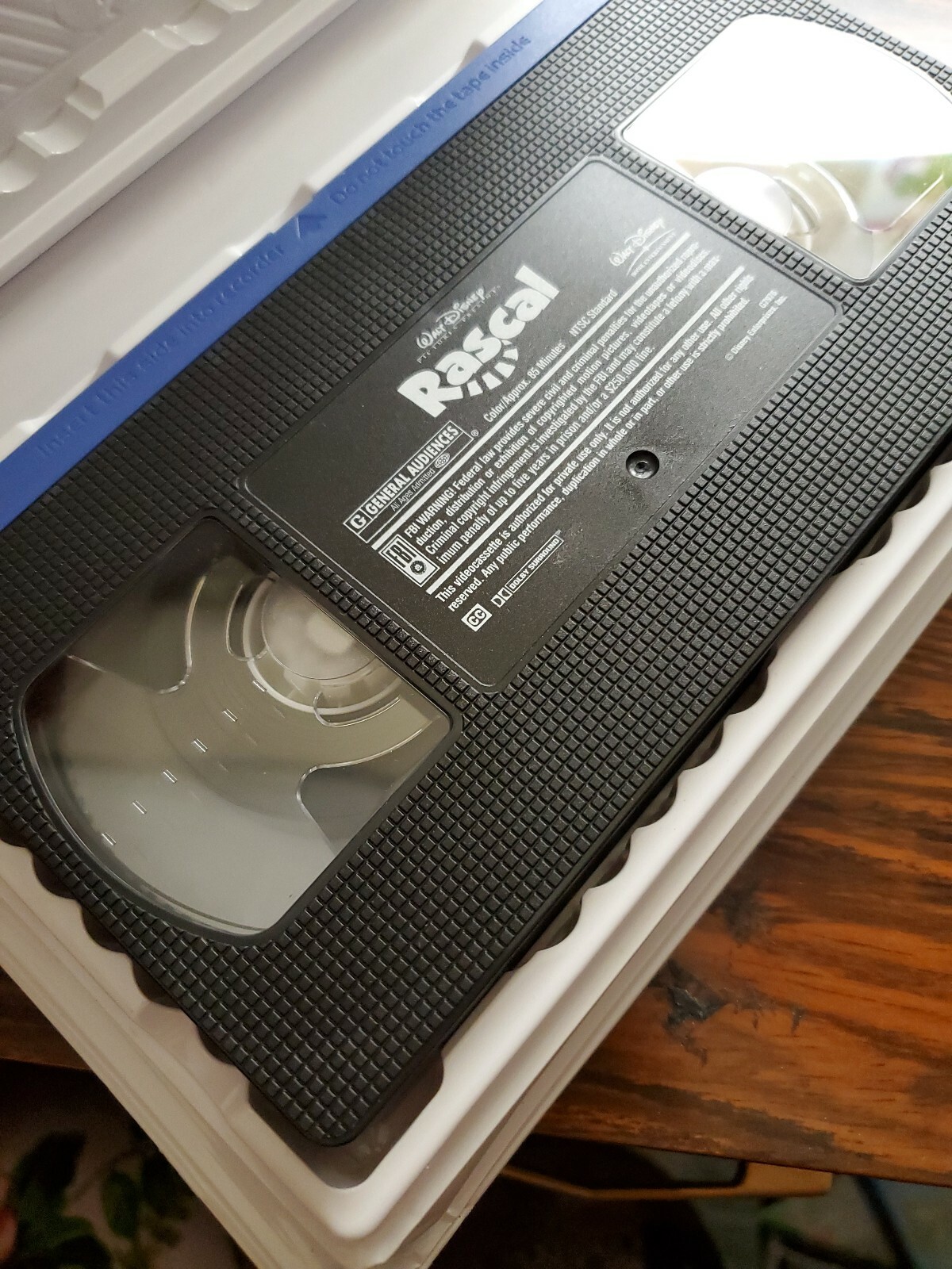 Disney Rascal (VHS) Billy Mumy Steve Forrest Pamela Toll Clamshell ...