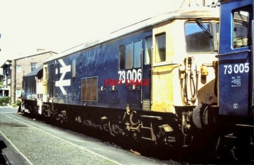PHOTO CLASS 73/0 NO 73006 SANDWICHED BETWEEN A SNOWPLOUGH AND CLASSMATE ...