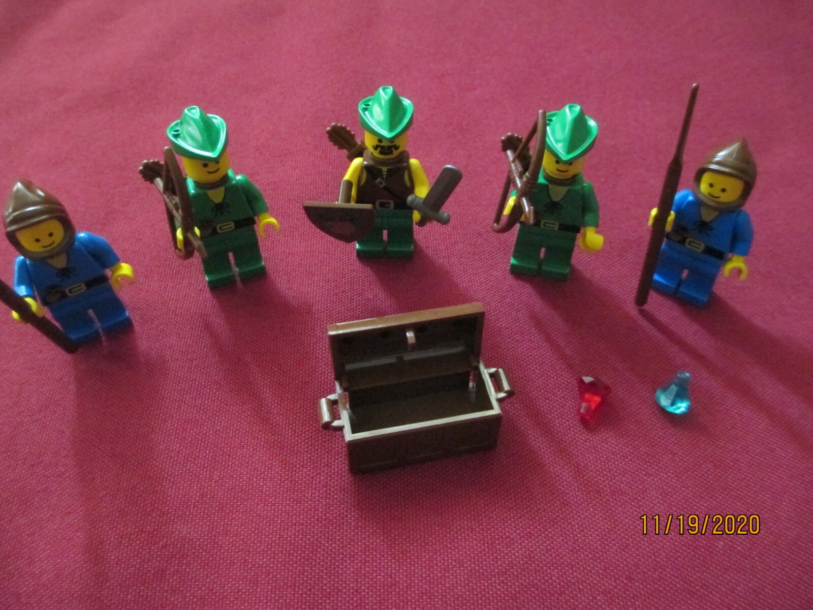 LEGO Minifigures LOT.Forestmen & Dark Forestman ,Weapons.Shield.RARE ...
