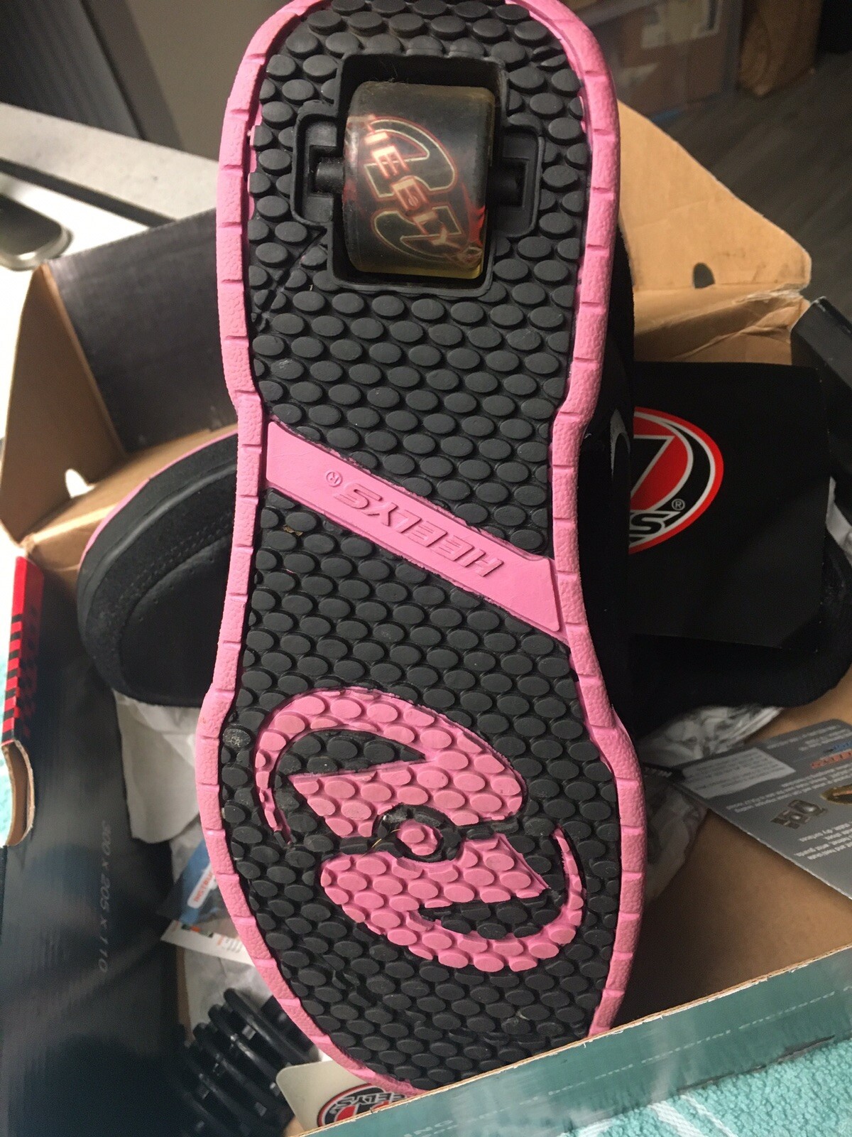 Heelys Skate Shoes Vintage Originals Black & Pink Leather With Box | eBay