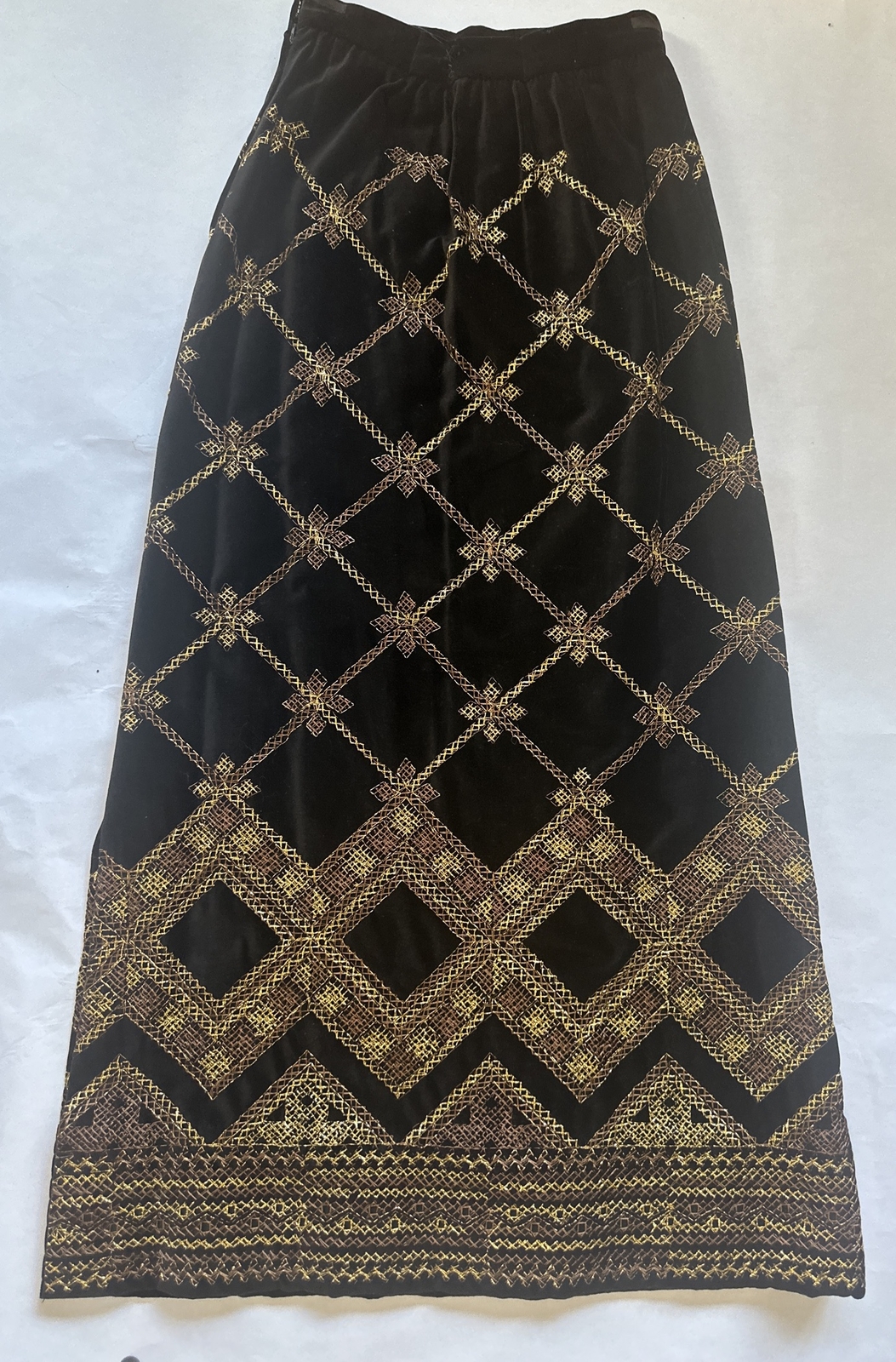 Maxi Velvet Gold Embroidered Skirt International Ladi… - Gem